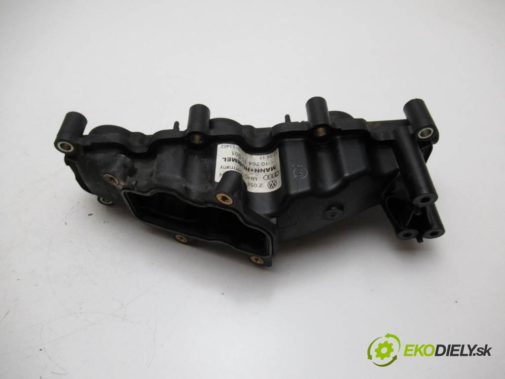 Audi A5 8T COUPE 2.7TDI 190KM 07-11 potrubí sání 059129712BN (Sací ...