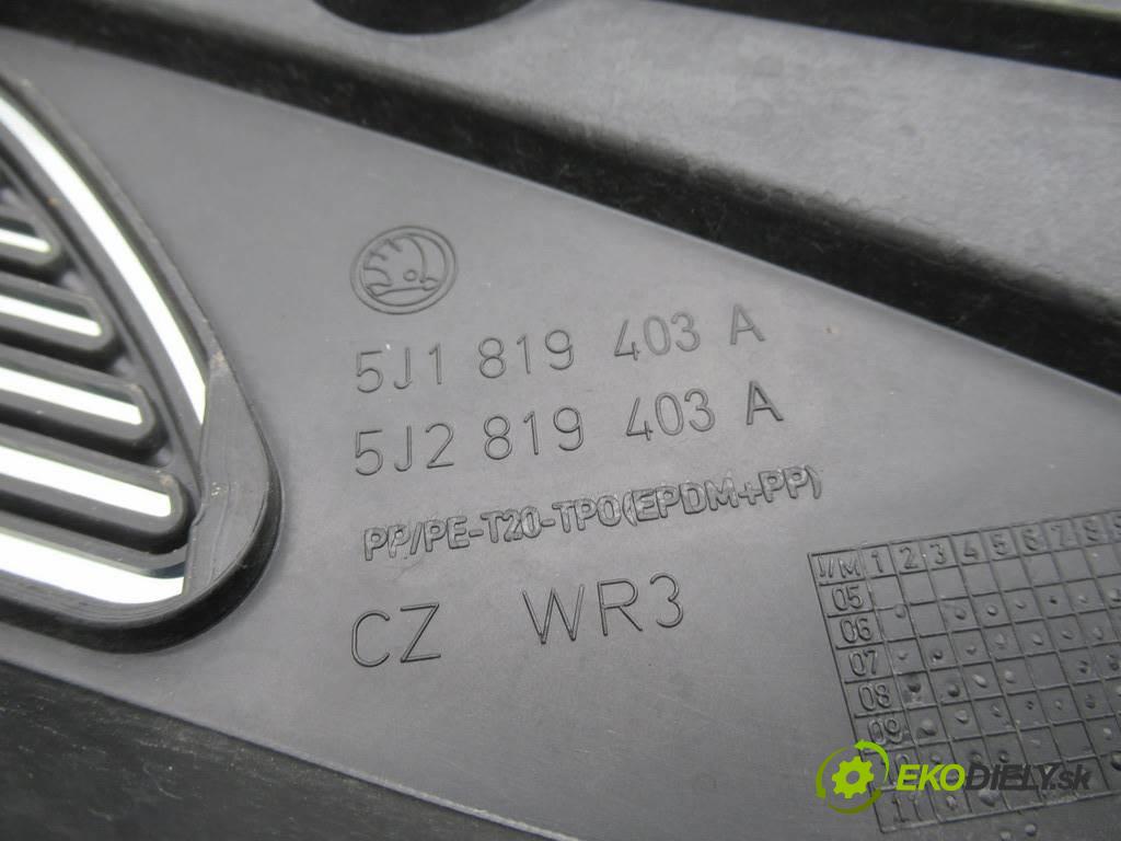 Skoda Roomster LIFT 2013 66 kW 1.6TDI 90KM 10-15 1600 Torpédo, plast ...