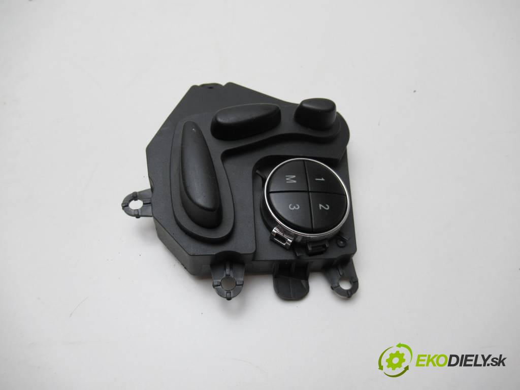 Mercedes-Benz E W211 SEDAN 5.0B V8 306KM 02-06 Prepínač ovládania ...