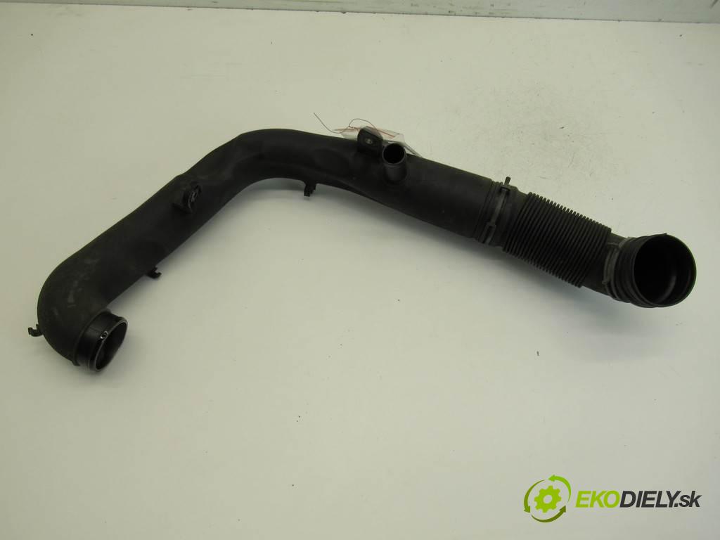 Volkswagen Golf V 2005 77 kW PLUS 1.9TDI 105KM 03-09 1900 Rúra hadica ...