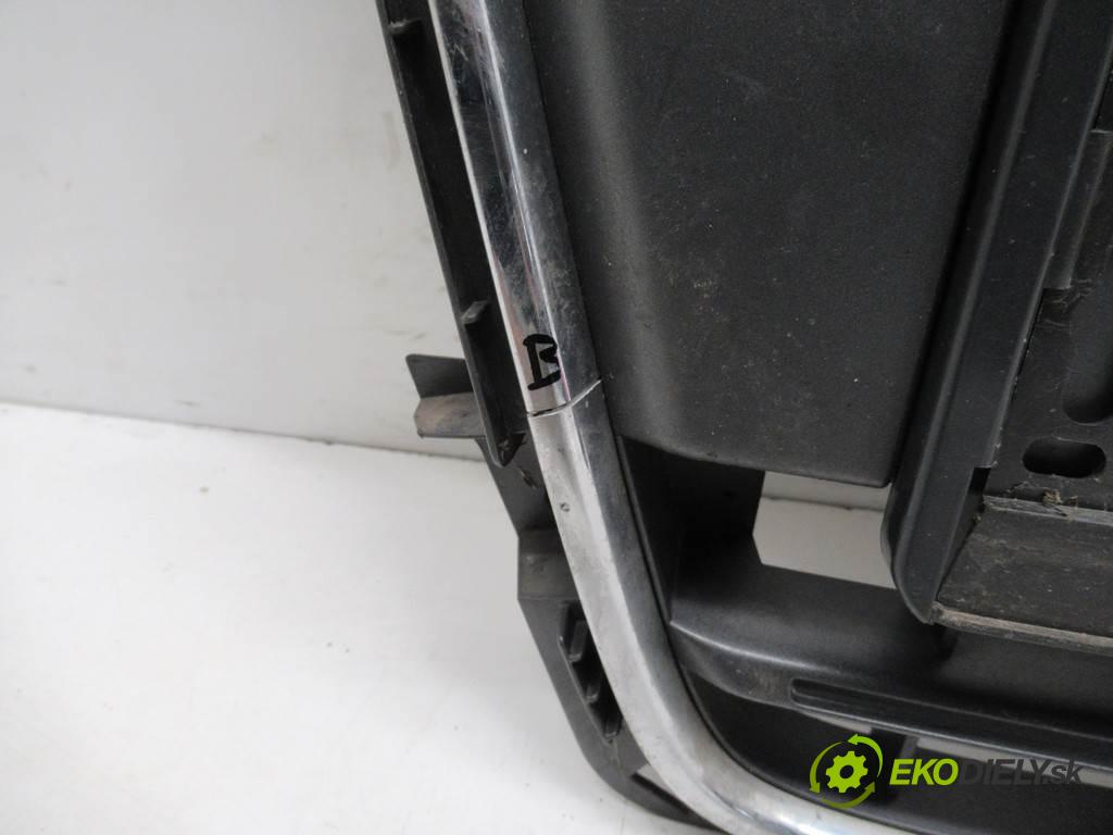 Audi A4 B8 2010 118 kW KOMBI 1.8TFSI 160KM 08-15 1800 Mriežka maska ...