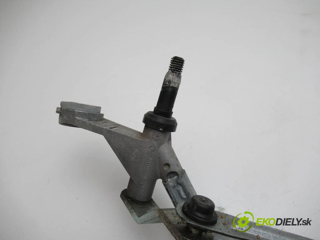 Renault Clio IV 2018 87 kW HATCHBACK 5D 1.2TCE 118KM 12-19 1200 ...