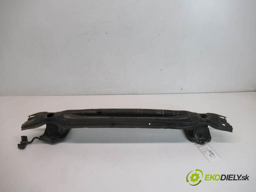 BMW X1 E84 2012 135KW 2.0D 184KM 09-15 1995 Výstuha nárazníka zad ...