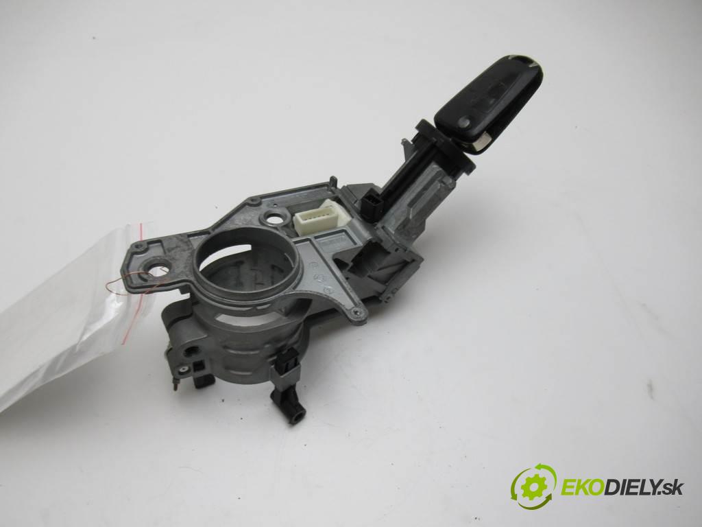 Opel Astra H 2006 74 kW HATCHBACK 3D 1.7CDTI 100KM 04-14 1700 spínačka ...