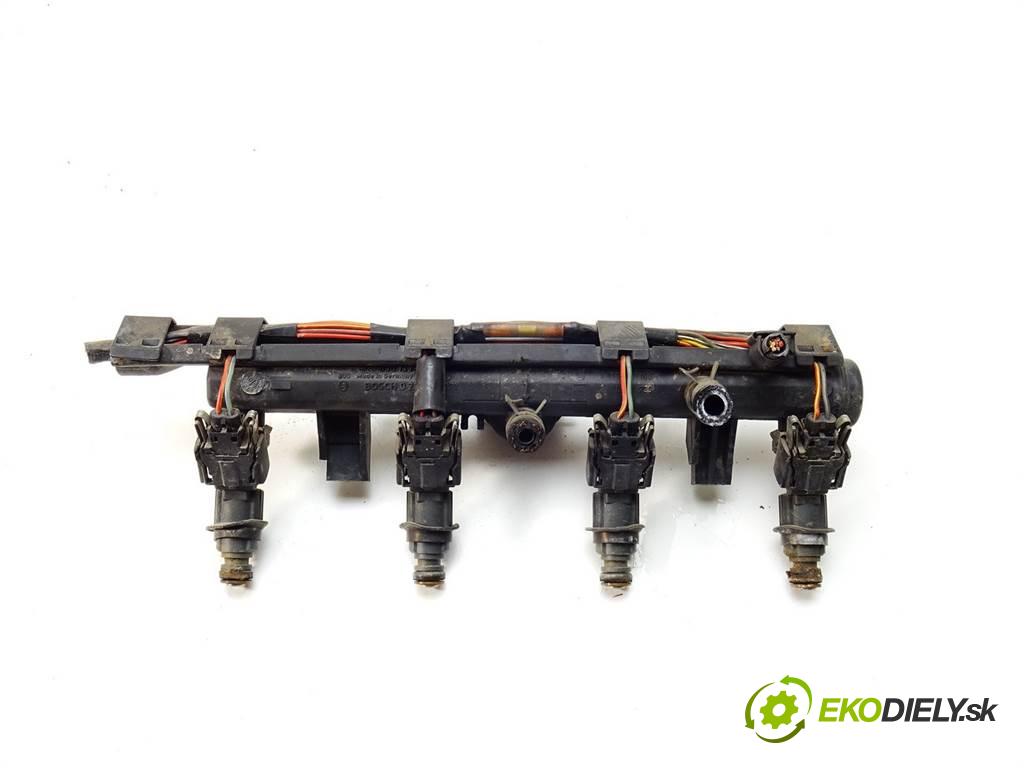 Seat Ibiza II FL 2002 44 kW HATCHBACK 3D 1.4B 60KM 99-02 1400 lišta ...