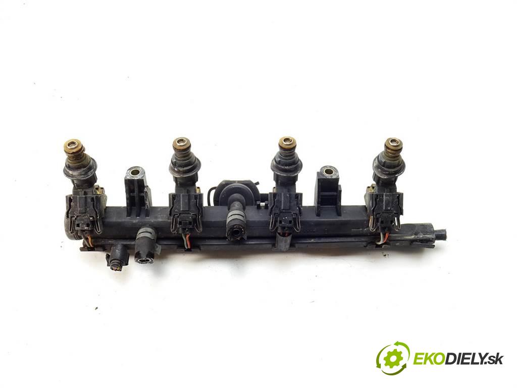 Seat Ibiza II FL 2002 44 kW HATCHBACK 3D 1.4B 60KM 99-02 1400 lišta ...