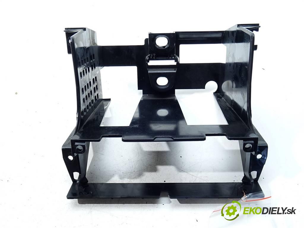 Volkswagen Passat B5 . rámeček radia 2DIN 3B0858757 | EkoDily.cz