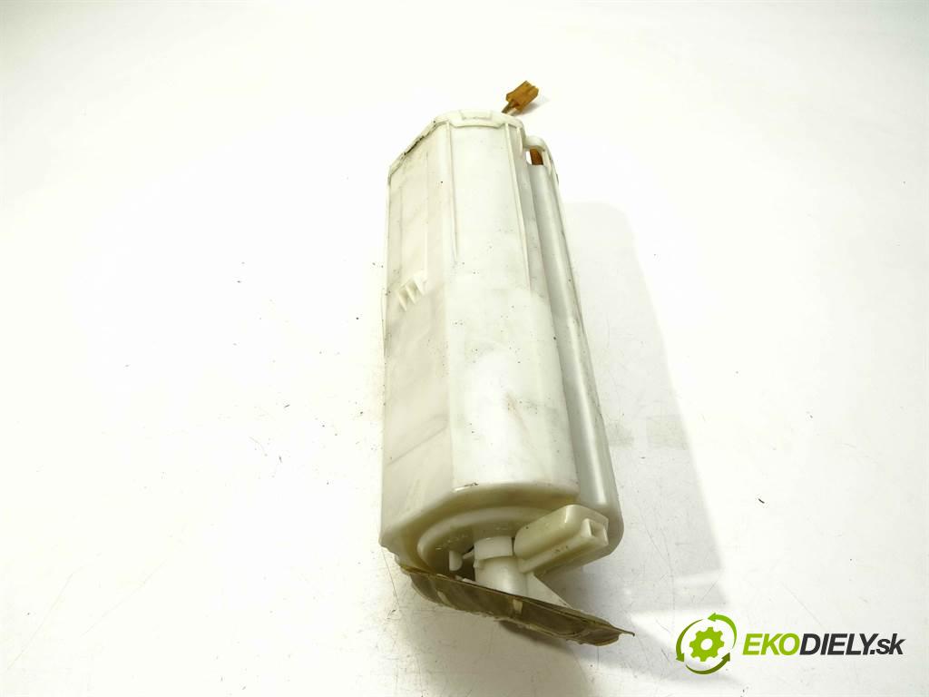 Audi S8 D3 A8 5.2B V10 450KM 06-10 pumpa paliva vnitřní 4E0919087G ...