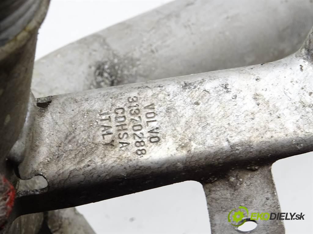 Volvo V90 CROSS COUNTRY 2.0 D5 235KM 16- Rúra hadica turba 31370288 ...