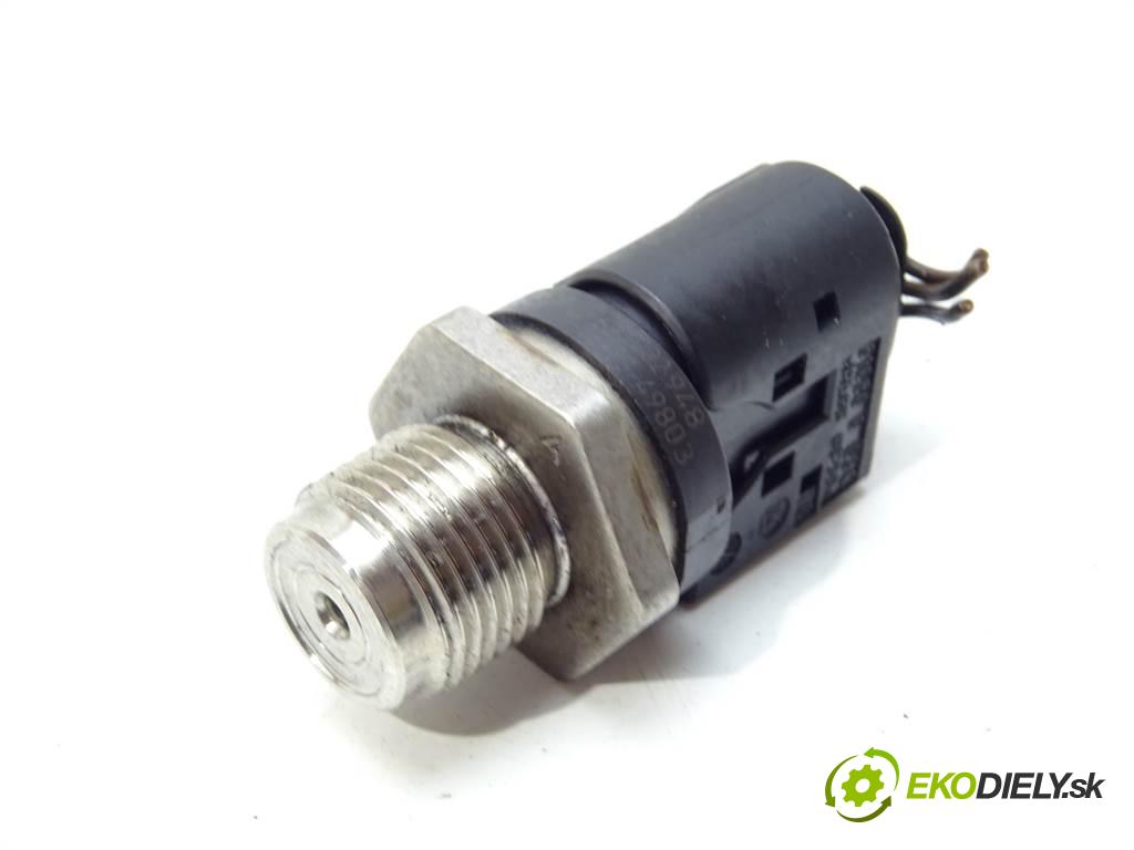 BMW X5 2011 245KM E70 XDRIVE 3.0D 245KM 06-13 3000 snímač tlaku paliva ...