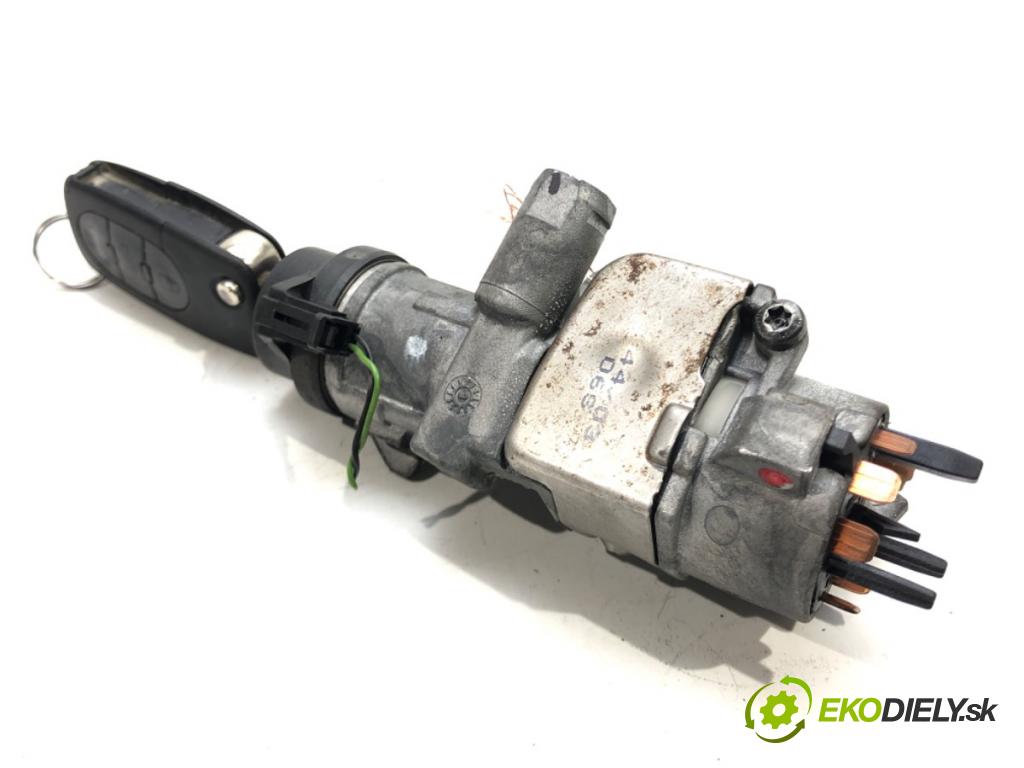 AUDI A6 C5 Avant (4B5) 1997 - 2005 2.5 TDI 132 kW [180 KM] olej napędowy 2000 - 2005 spínačka ...