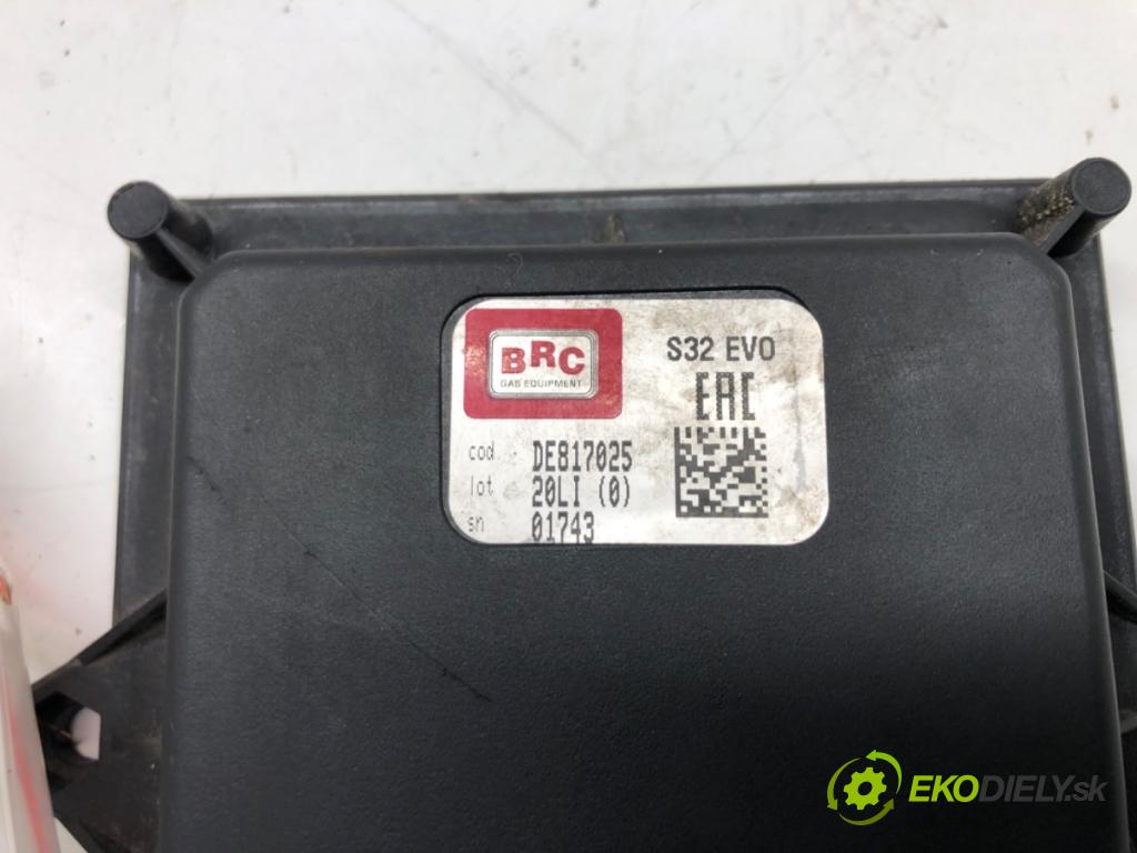 řídící jednotka do plynového pedálu LPG BRC S32 EVO (Řídící jednotky ...