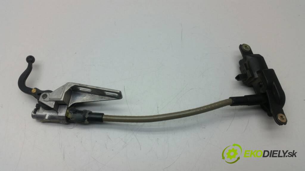 MERCEDES-BENZ GL420 CDI X164 2007 306 kW X164 4.0 motorek okna zadní ...