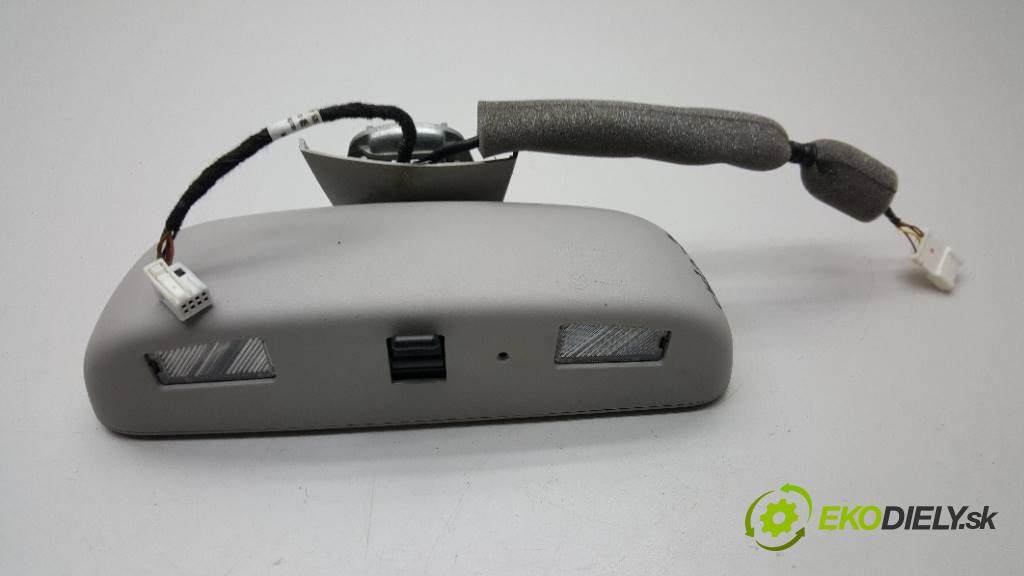 MERCEDES-BENZ C220 CDI W204 2007 136 kW W204 2148 Spätné zrkadlo ...