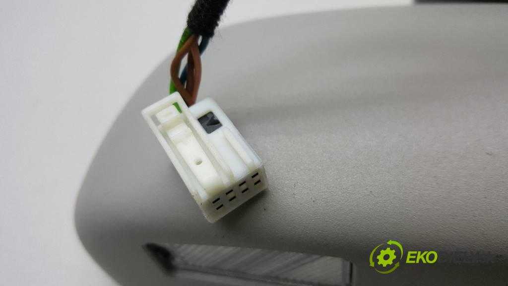 MERCEDES-BENZ C220 CDI W204 2007 136 kW W204 2148 Spätné zrkadlo ...