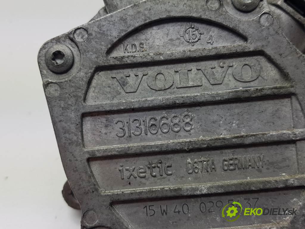 VOLVO V40 II 2015 120 kW II 1969 pumpa vakuová 31316688 | EkoDily.cz