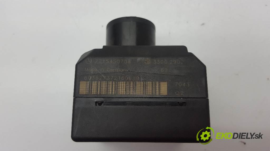 MERCEDES W221 S500 2008 388 kW S500 5.5 spinačka 2215450708 (Spínacie ...