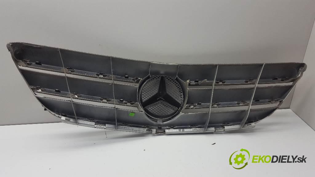 MERCEDES-BENZ B180 CDI W245 2005 80kw W245 1992 mřížka maska ...