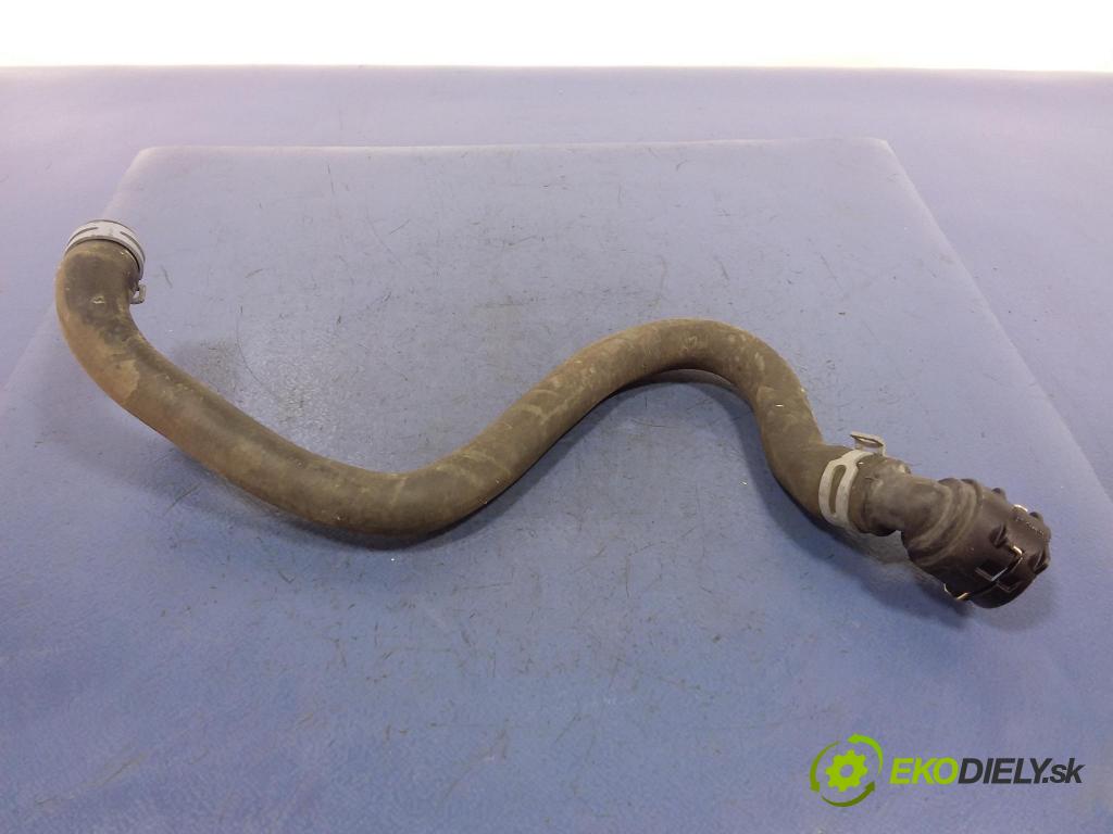 Skoda Octavia 2016 trubka Chladič: 5Q0122157BP | EkoDily.cz