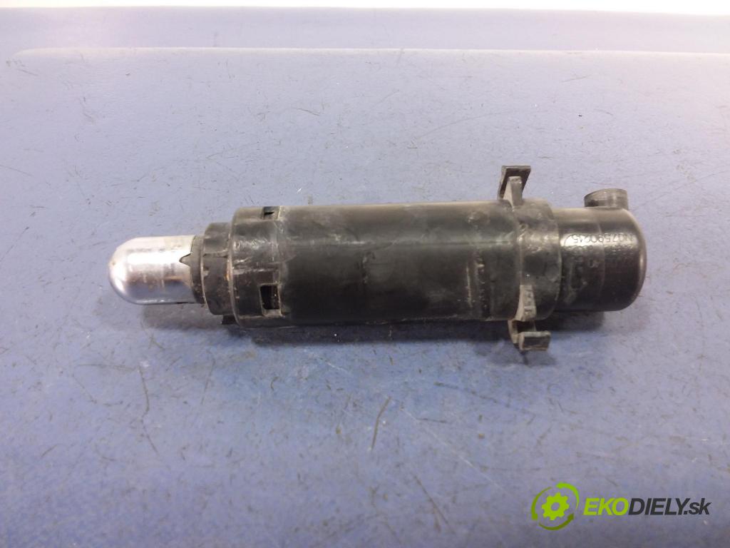 Porsche Panamera 2010 ostřikovač 97062813300 | EkoDily.cz