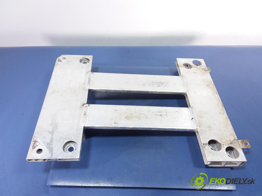 Porsche Panamera 2010 Traverse: 97050462301 | EkoDiely.sk