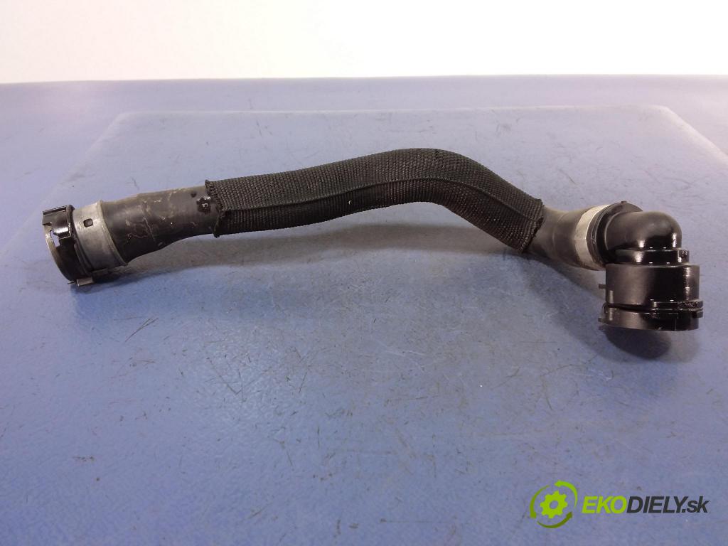 Mercedes GLC-Klasa 2018 trubka Chladič: A2535014000 | EkoDily.cz