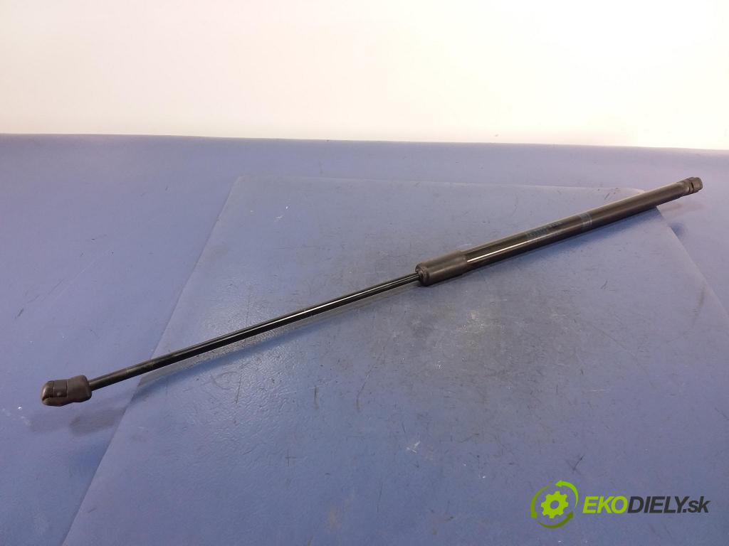 Mercedes GLC-Klasa 2018 Zadná: Klapky: A2539800164 | EkoDiely.sk