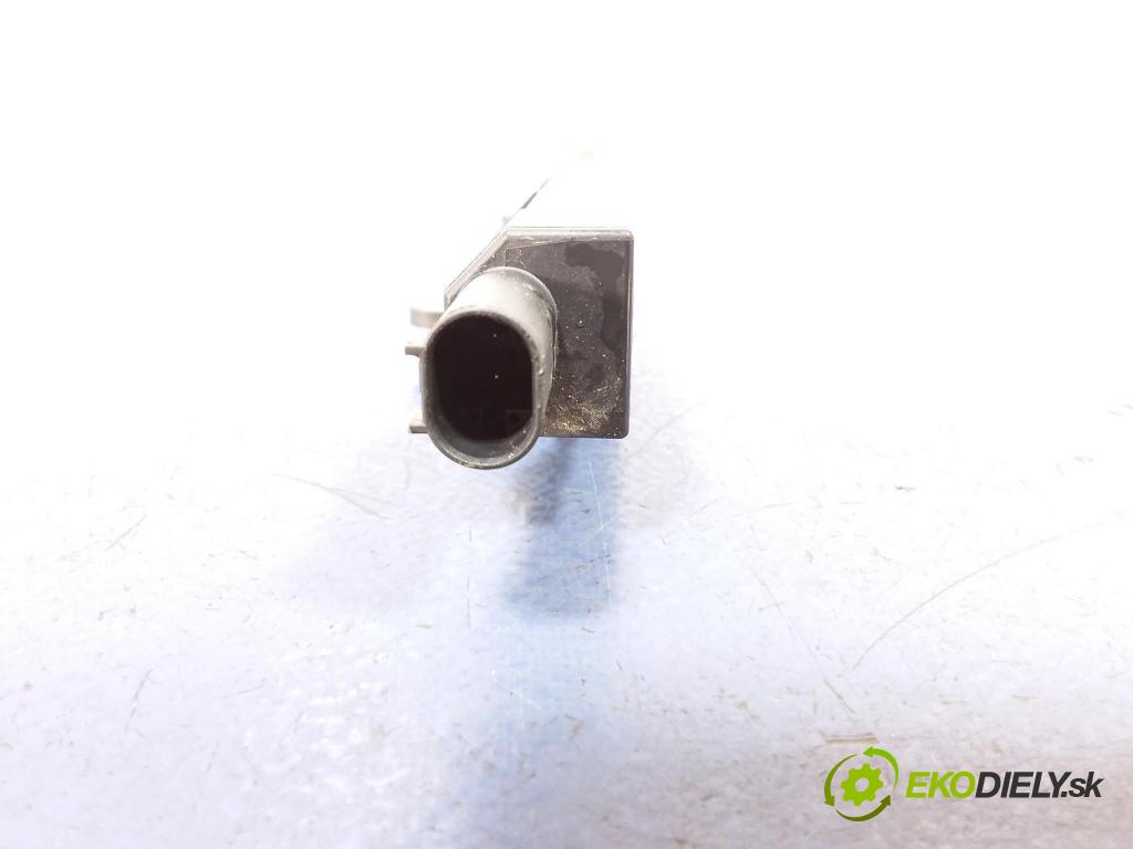 Skoda Octavia 2020 Antena 5WA962131 | EkoDily.cz