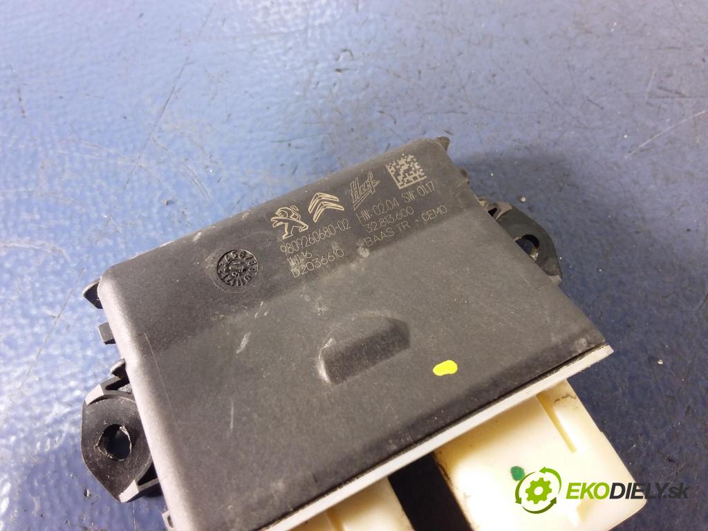 Citroen C4 picasso 2016 řídící jednotka 9809260680 | EkoDily.cz