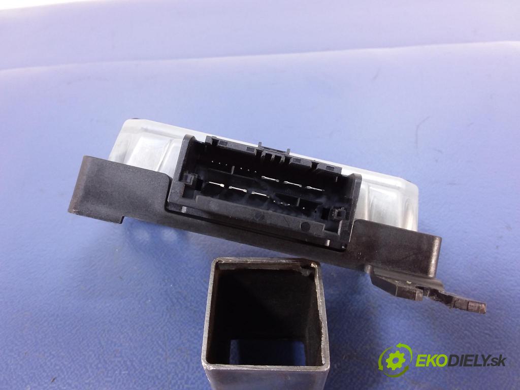 Opel Insignia 2018 řídící jednotka 13514308 | EkoDily.cz