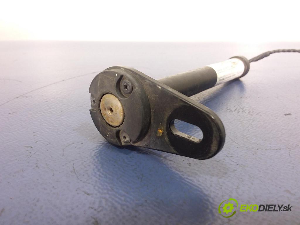 Mercedes S-klasa 2014 Závěs: masky: 2228870010 | EkoDily.cz