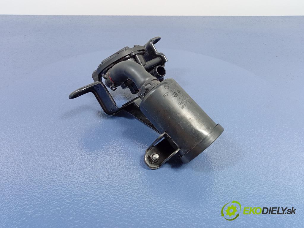 Bentley Bentayga 2018 Nádrž: Uhlí Aktivní 8K0906253K | EkoDily.cz