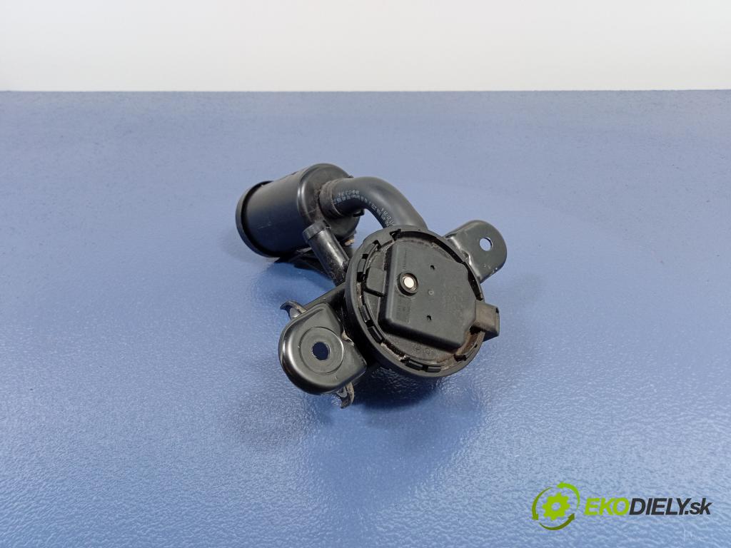 Bentley Bentayga 2018 Nádrž: Uhlí Aktivní 8K0906253K | EkoDily.cz