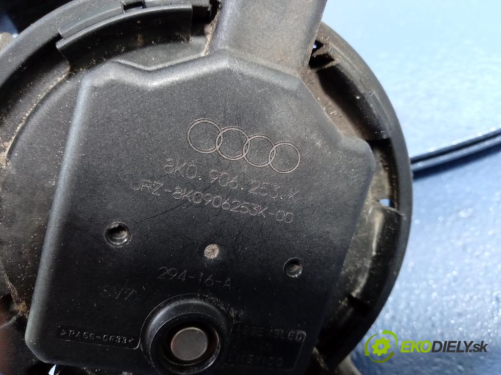 Bentley Bentayga 2018 Nádrž: Uhlí Aktivní 8K0906253K | EkoDily.cz