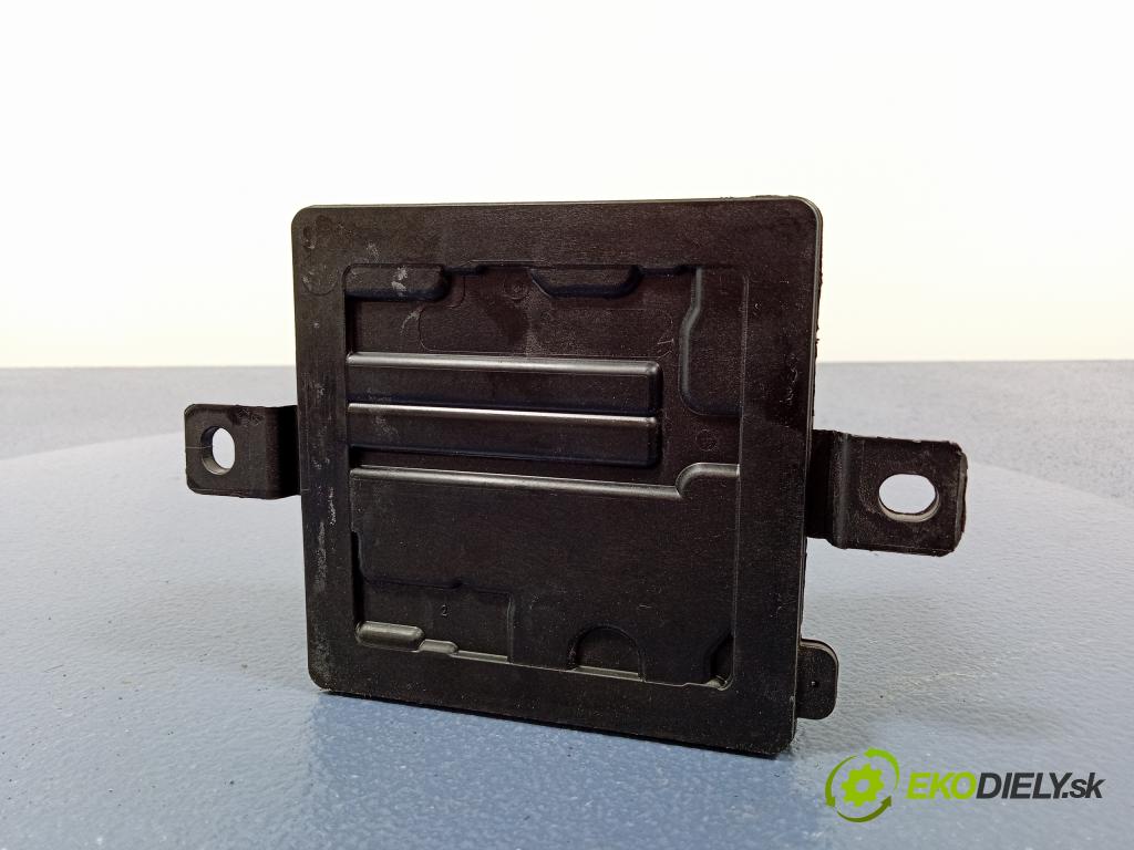 Bmw M2 competition 2019 řídící jednotka 7614585 | EkoDily.cz