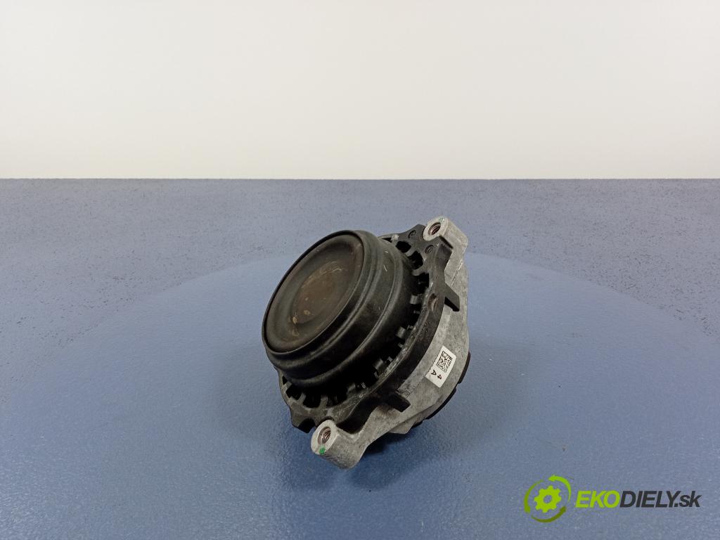 Bmw M2 competition 2019 Polštář/ Motor: 2284817 | EkoDily.cz