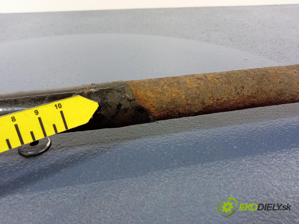 Nissan Note 2009 Polovina Práva: Přední 01 | EkoDily.cz