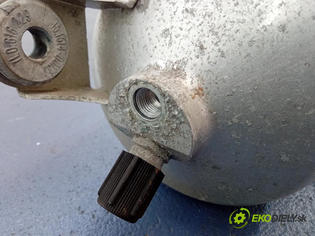 Porsche Cayenne 2013 Nádrž: Vzduch: 7P0616201A | EkoDily.cz