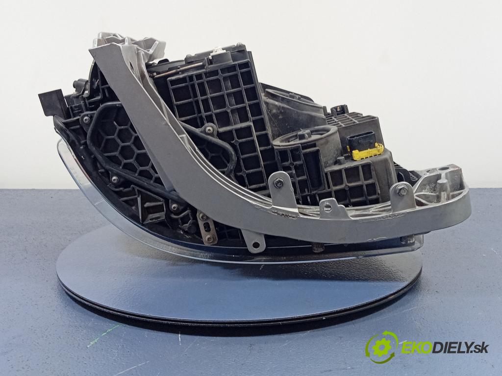 Scania R 0 Reflektor: Vľavo: 2655840 | EkoDiely.sk