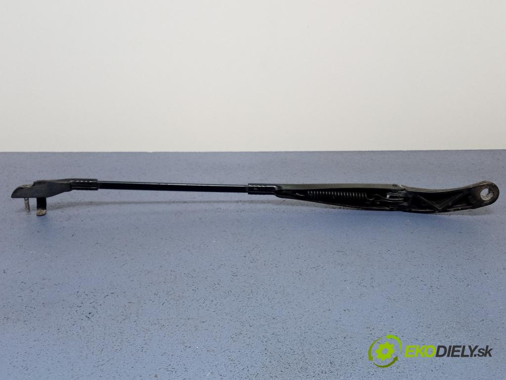 Mercedes S-klasa 2007 Stěrače: Přední A2218200144 | EkoDily.cz