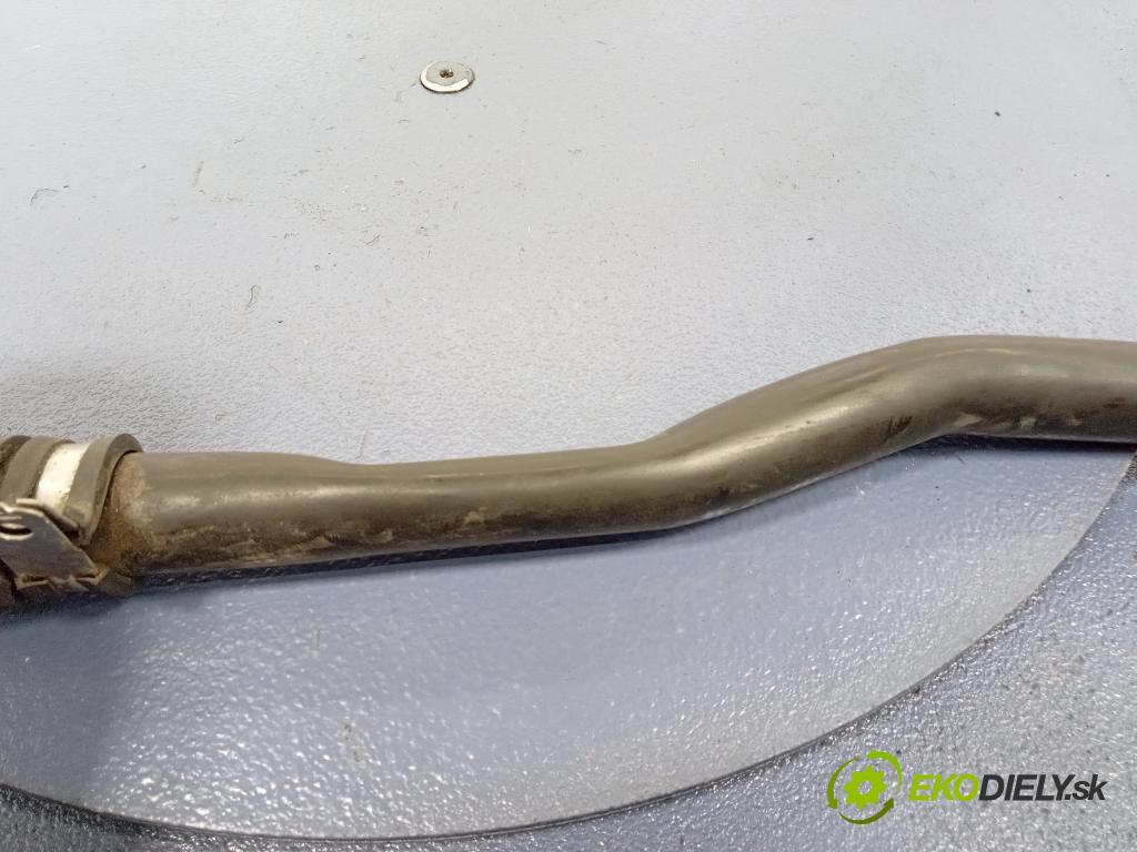 Porsche Cayman 0 Chladič 9A110661731 | EkoDily.cz