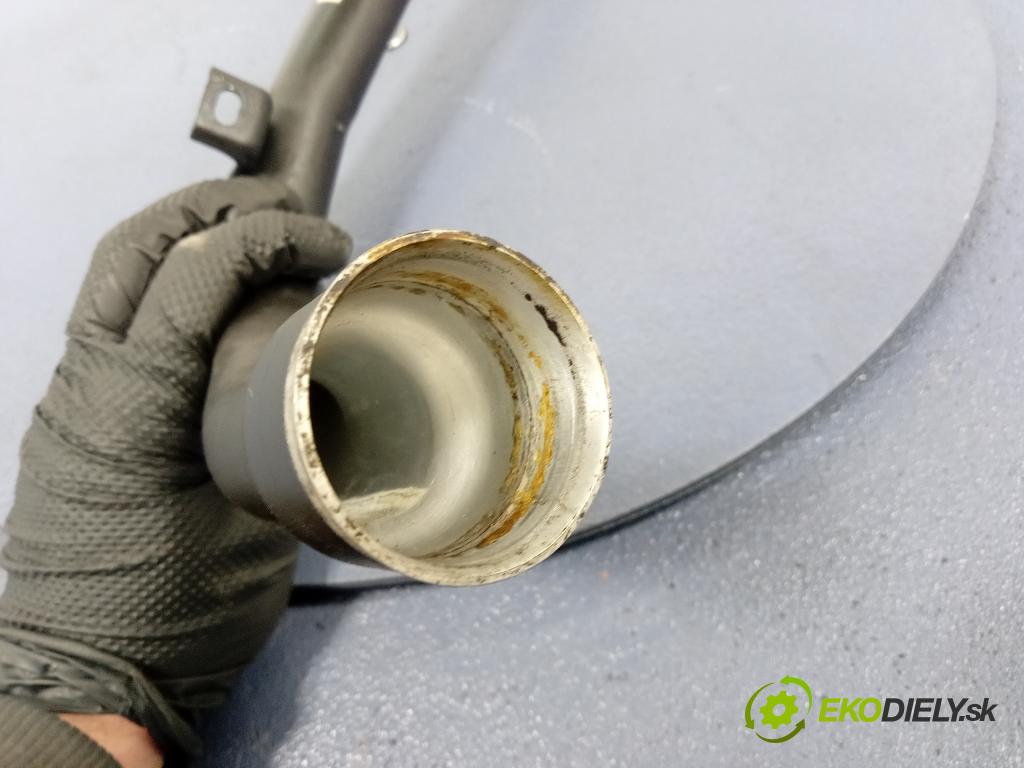 Porsche Cayman 0 Chladič 9A110662501 | EkoDily.cz