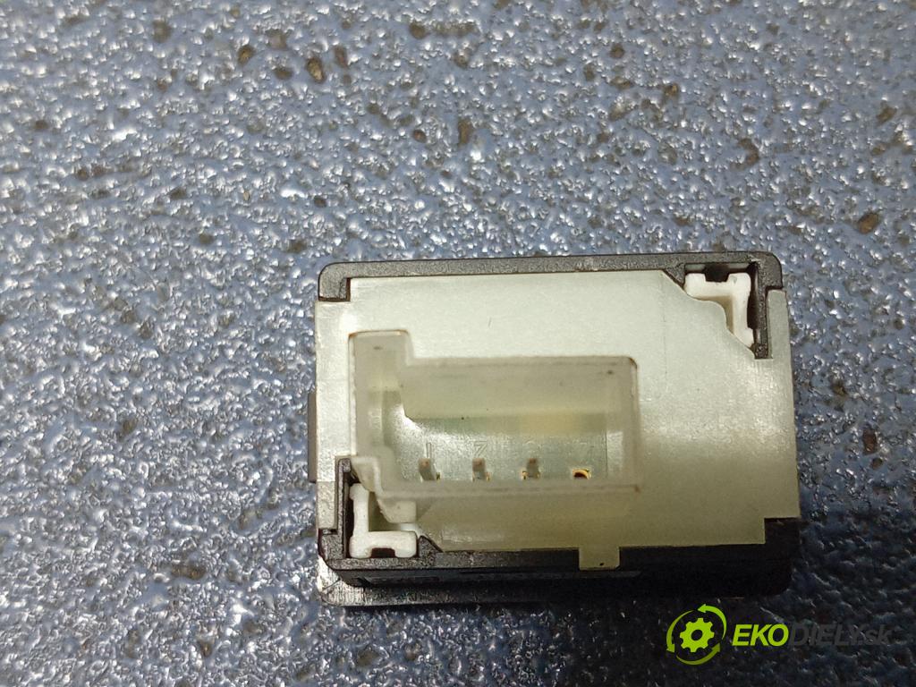 Bmw Seria 5 2017 Přepínač Klapky: Kufr 9200316 | EkoDily.cz