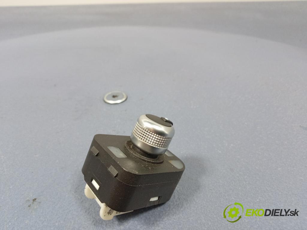 Audi Q7 2009 Přepínač Zrcátka 4F0959565A | EkoDily.cz