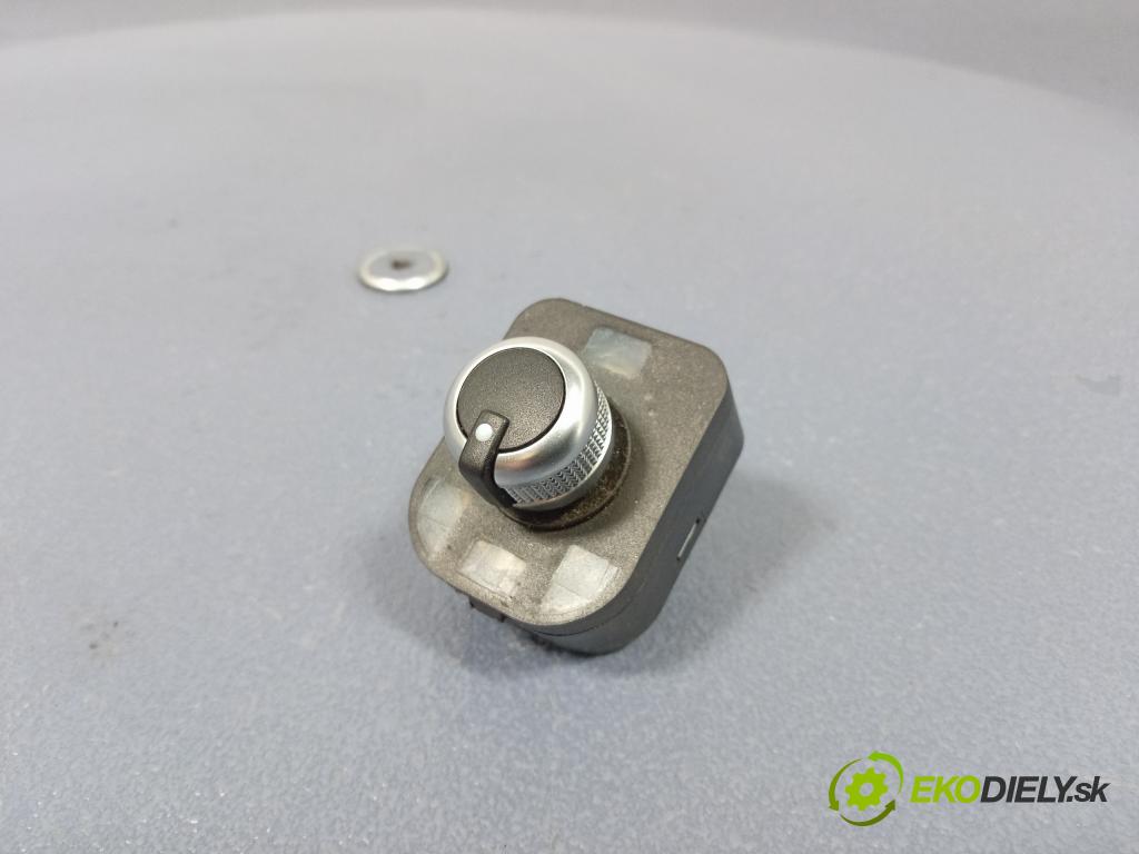 Audi Q7 2009 Přepínač Zrcátka 4F0959565A | EkoDily.cz