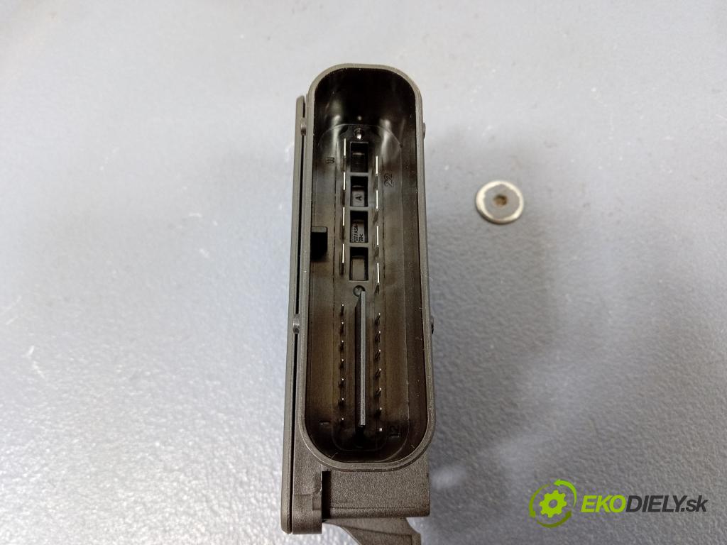 Bmw Seria 5 2016 řídící jednotka 6863277 | EkoDily.cz