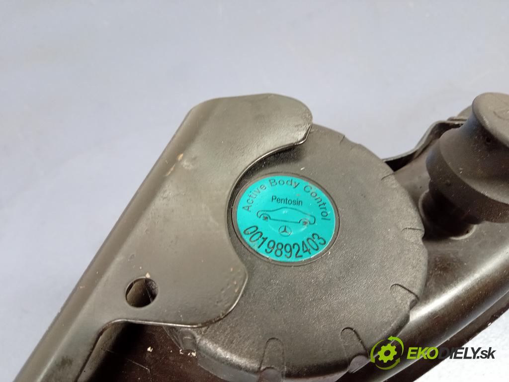 Mercedes Cl 2009 nádržka Vyrovnávání 2213200214 | EkoDily.cz