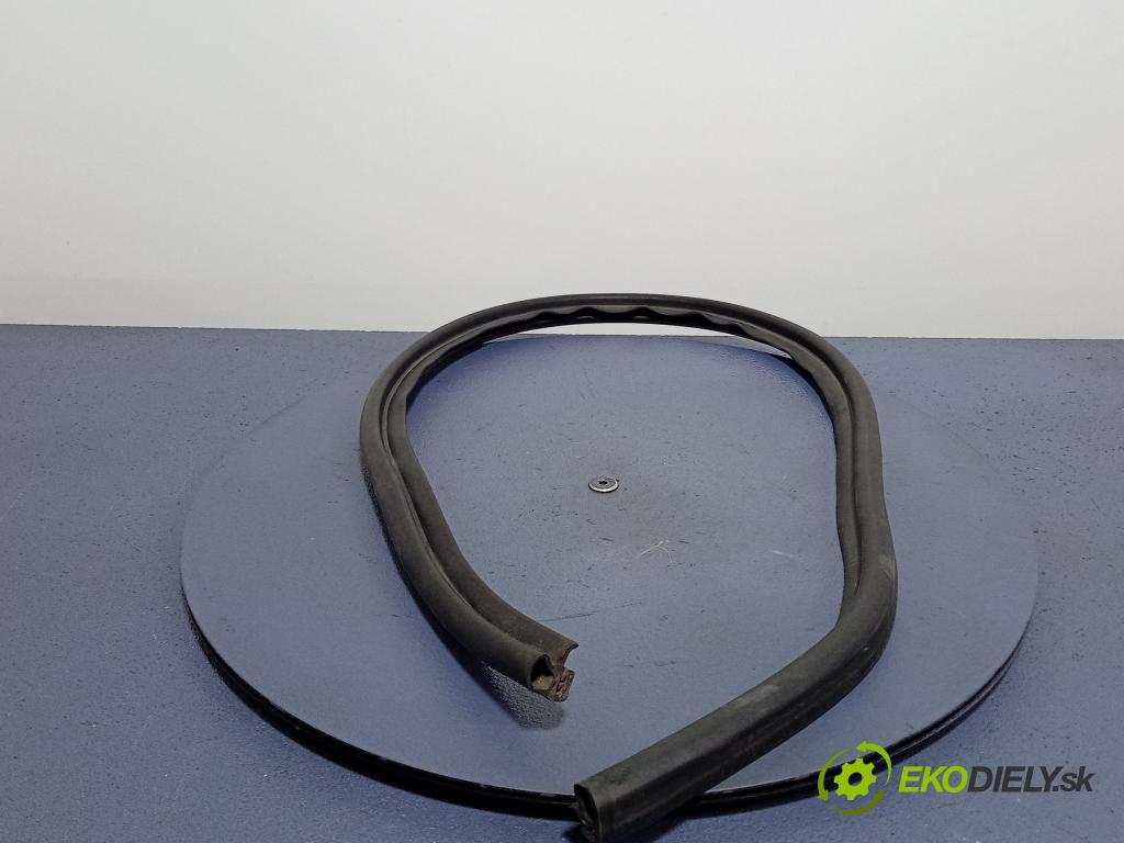 Vw Golf 2009 Těsnění: masky: 1K0823723C | EkoDiely.sk