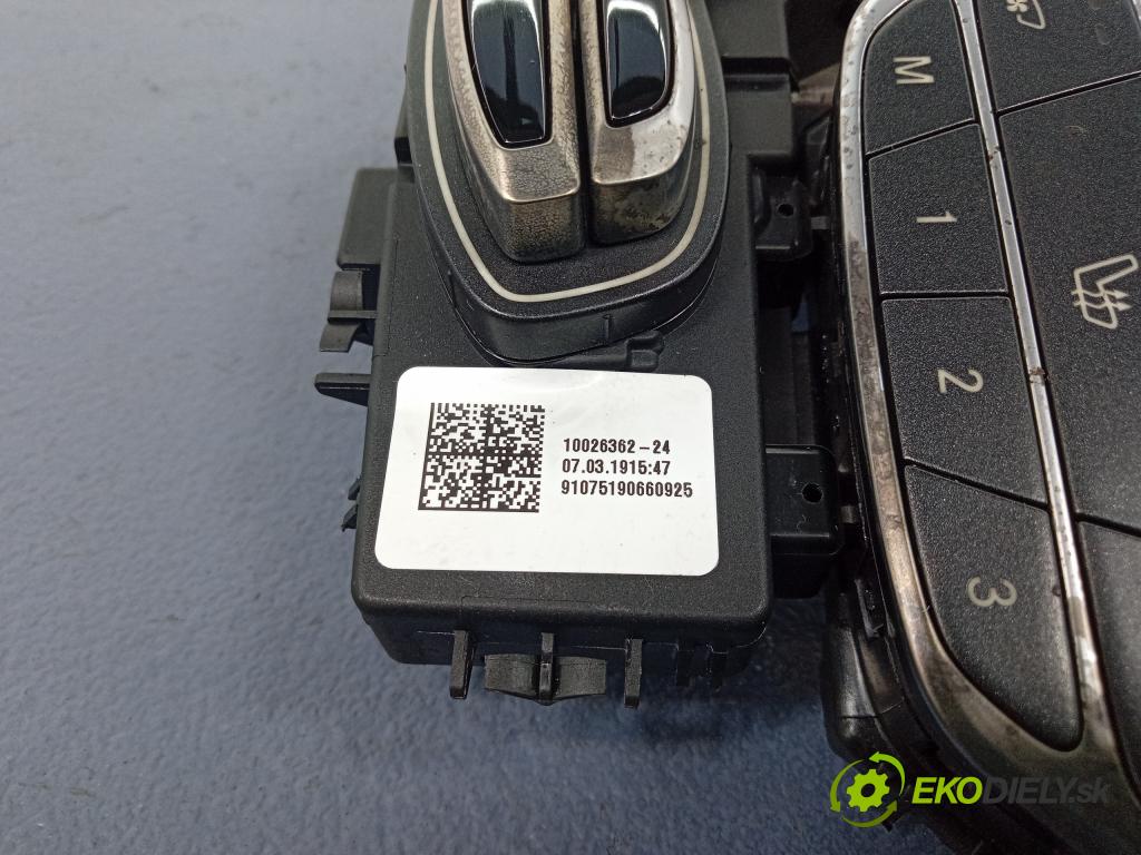 Mercedes S-klasa 2019 Prepínač: Foto: A2229051251 | EkoDiely.sk