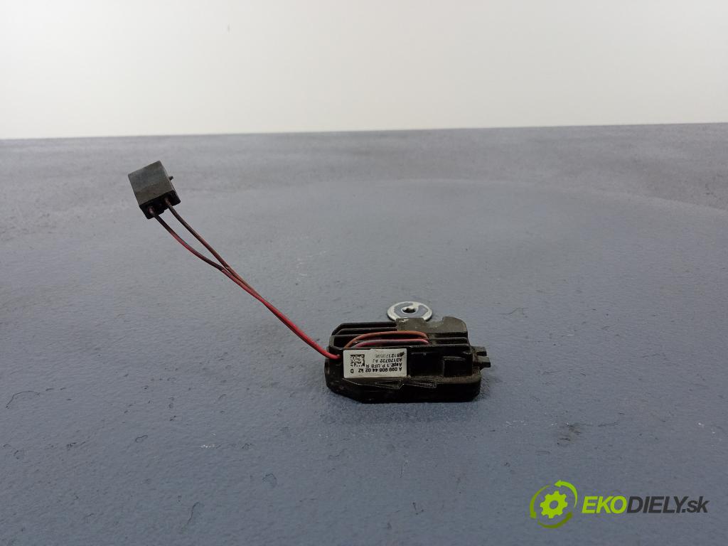 Mercedes S-klasa 2019 zpětné zrcátko Že jo: A0999064402 | EkoDily.cz